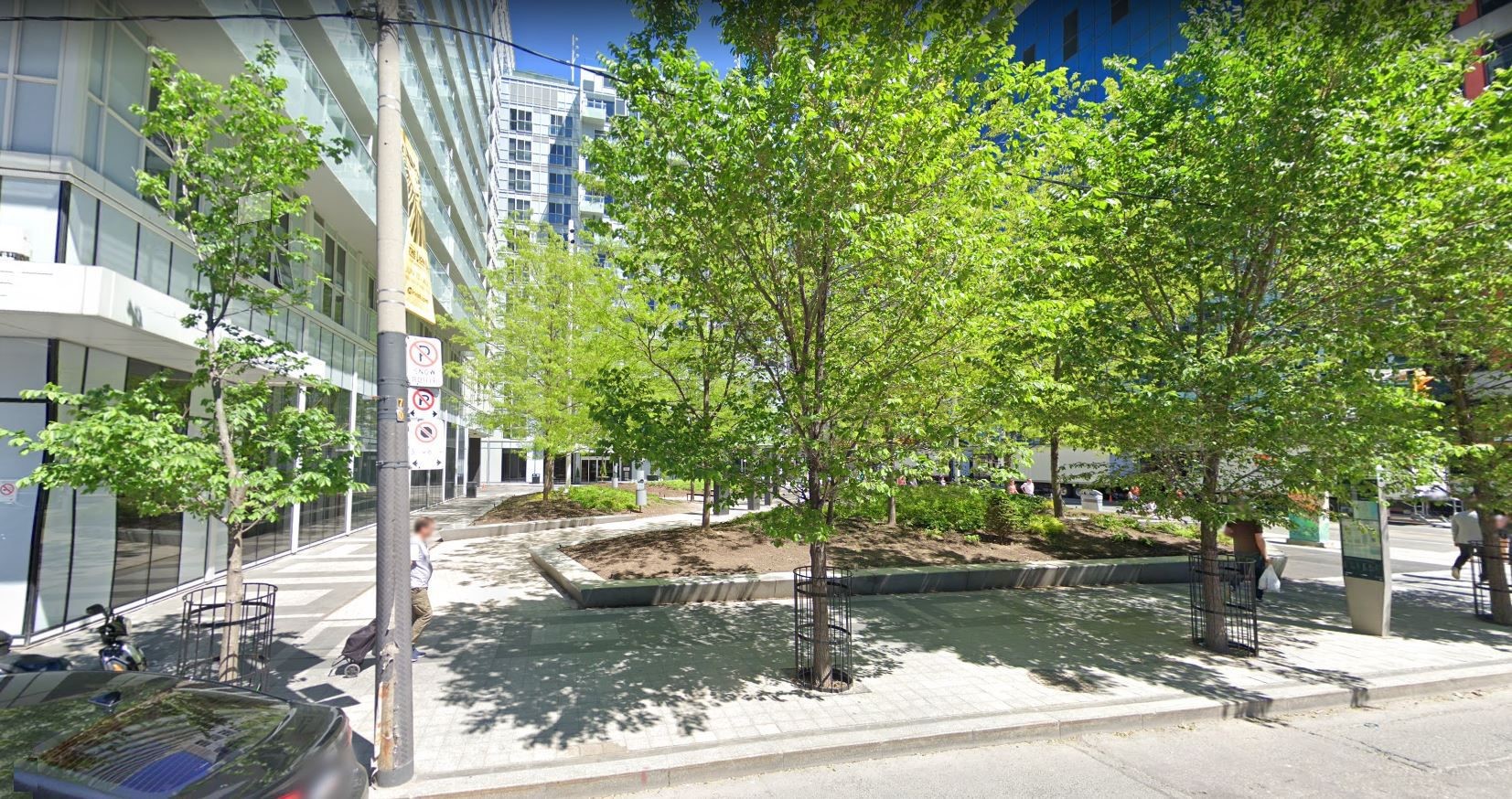 Green Infrastructure and the 3 Cs: 300 Front St. Case Study, Toronto ...