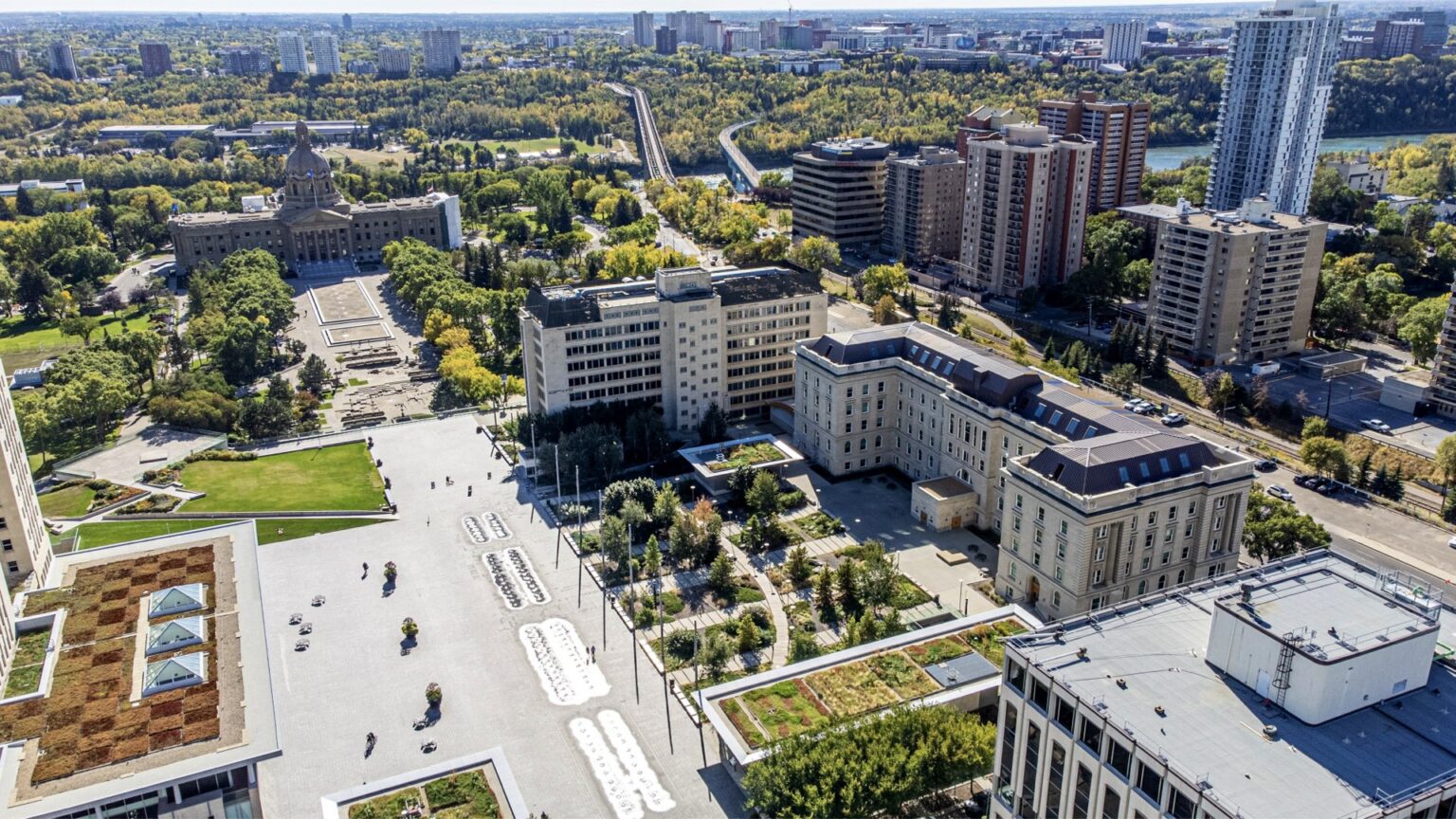 Edmonton Federal Building Supports Streetscape and Plaza Trees with ...