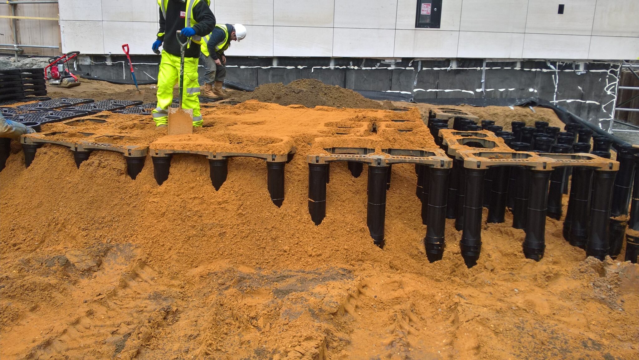 Historic London Garden Incorporates Silva Cells to Support 18 New Trees ...