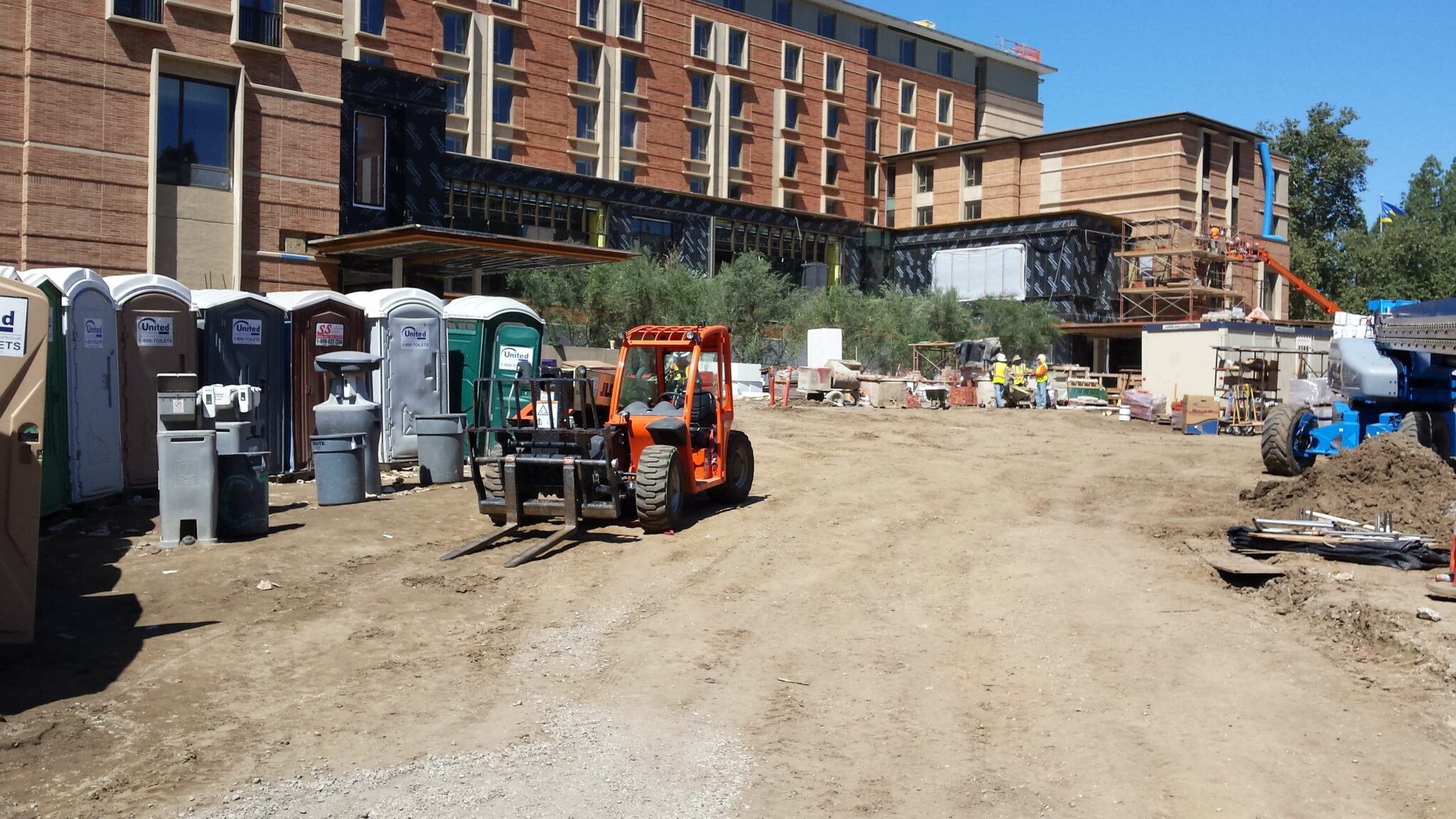 Award-Winning UCLA Project Utilizes Silva Cells to Support Plaza Trees ...